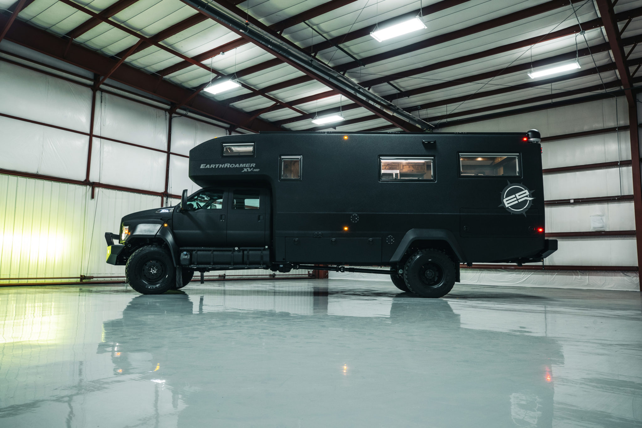 EarthRoamer XV-HD: Offroad-Camper XL made in USA