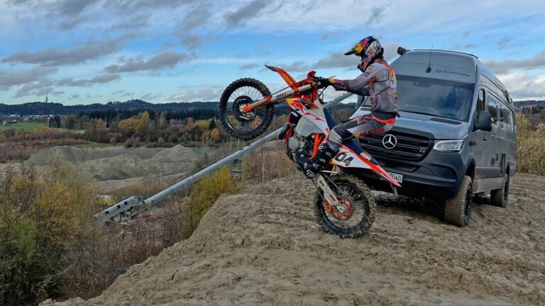 Alphavan 4x4 Active Line: Allrad-Campervan mit XXL-Garage