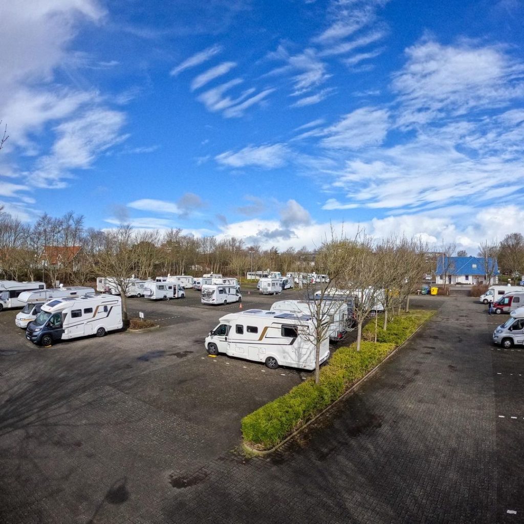 Vorstellung: Wohnmobilstellplatz am Strandparkplatz in Cuxhaven - Duhnen
