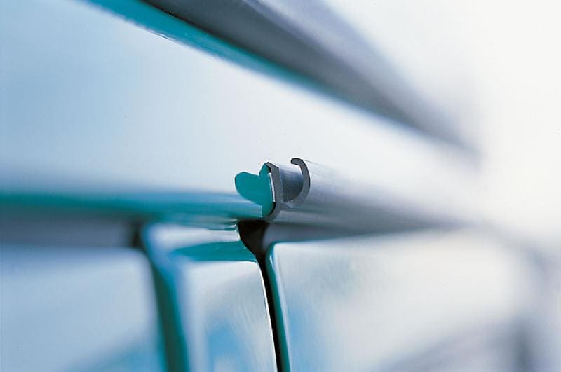 Regenrinne für Fahrerhaustüren - CampingBuddies